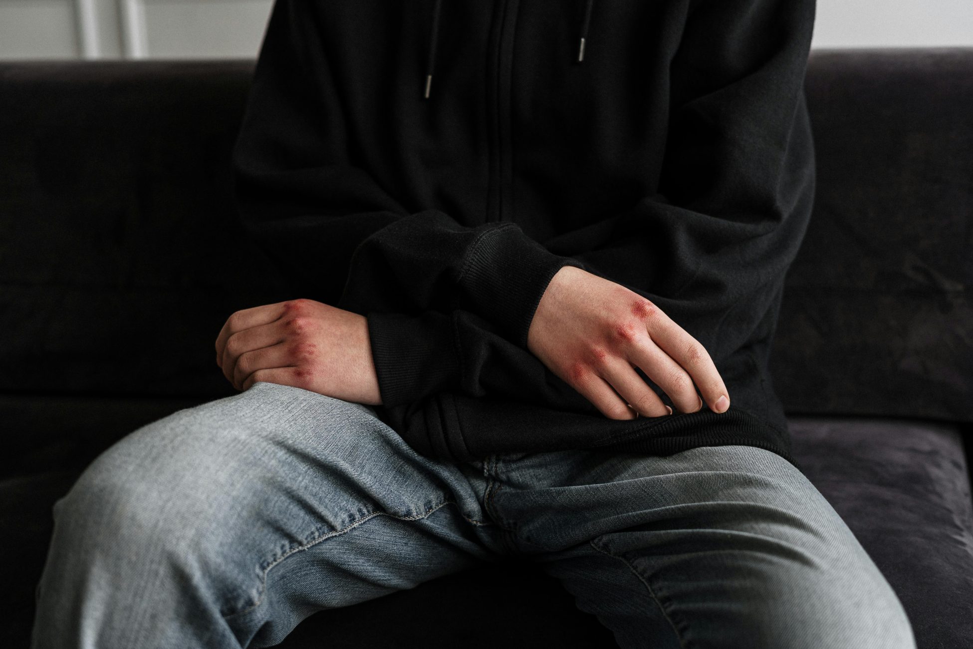 Online Aggression and PTSD Symptoms: New Findings on Traumatic Outcomes ...